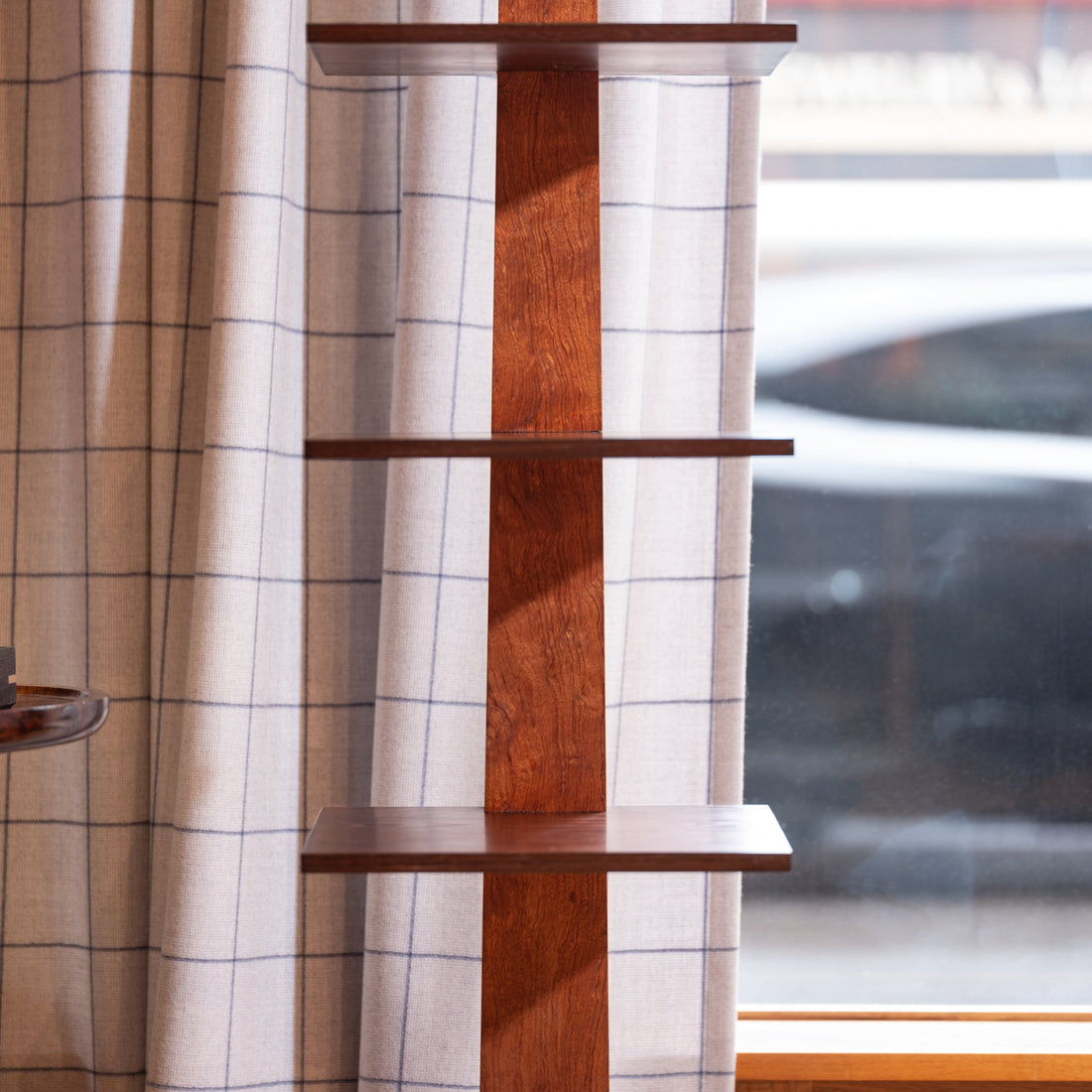 Mark Yinger - Sapien Vertical Shelf – Day in the Life Gallery and ...